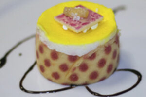 Dining – Famous PEOPLE Players